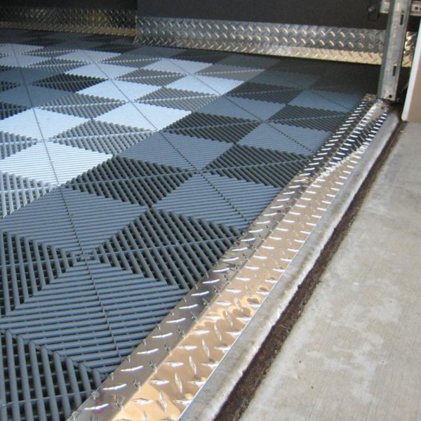 Aluminum Floor Transition Strips | Diamond Plate & Smooth | Tread-Ware